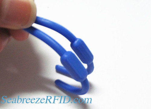 UHF Tolerance high temperature Flexible Spring Silicone Laundry Tag, UHF Spring Silicone Washing Tag supplier